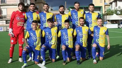 Calcio, Serie D: secondo posto in un girone durissimo, è la Cos dei ...