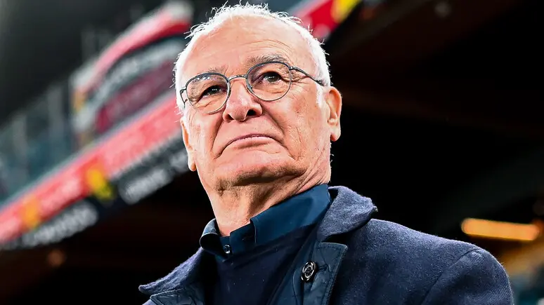 Cagliari-Fiorentina, la Domus celebra sir Claudio: accoglienza da ...