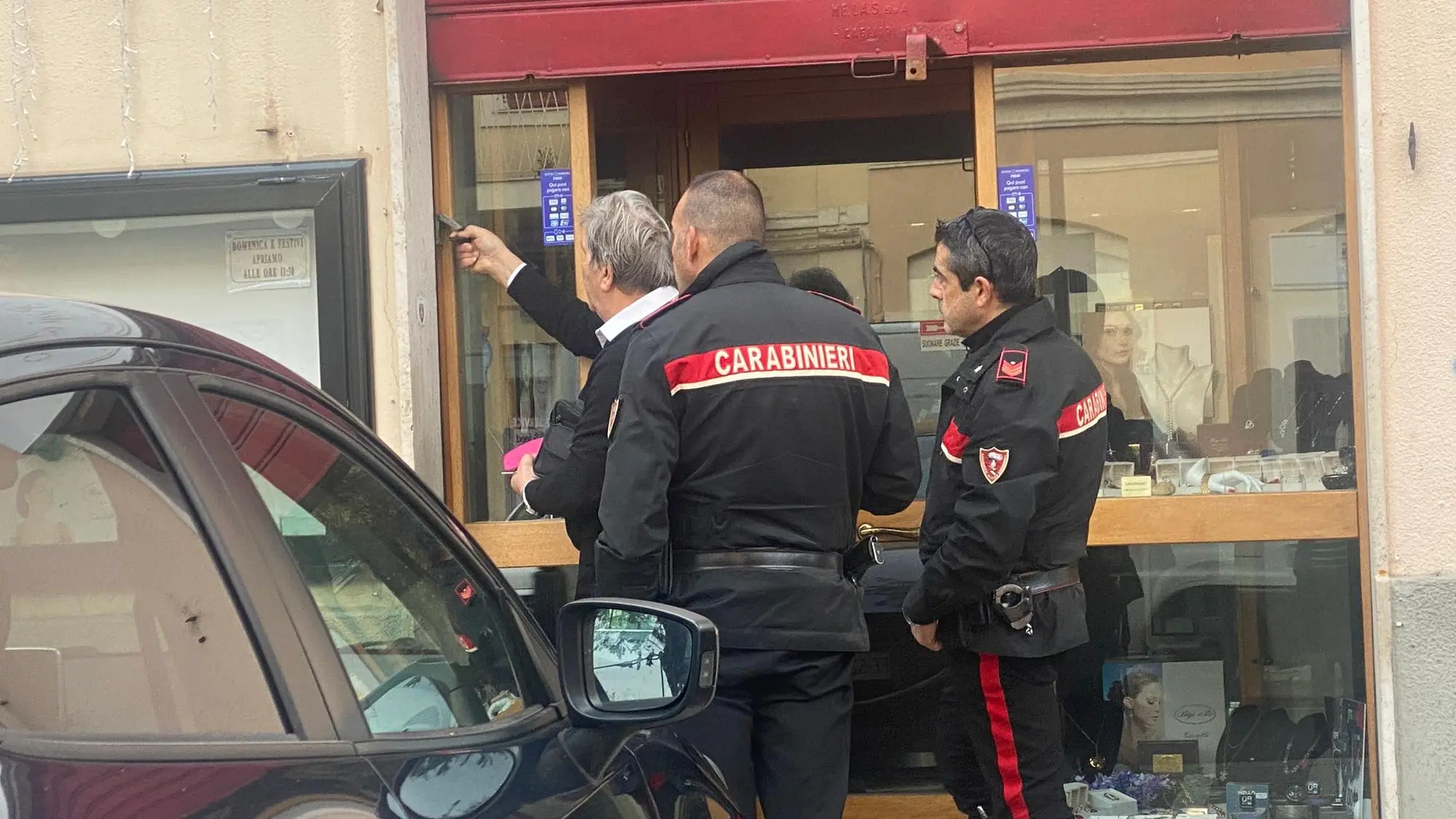 Raid in a jewelry store in Alghero