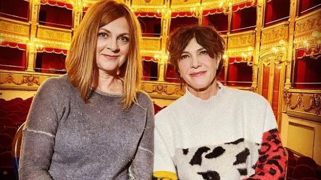 Marina Massironi e Maria Amelia Monti a Cagliari con “Il marito invisibile”