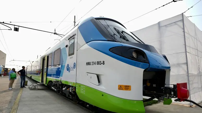 Two electric or hydrogen trains in Sardinia, 13 million allocated by ...