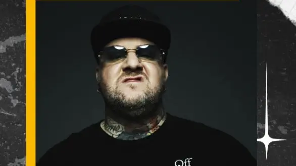 Le rime di Jake la Furia e Mondo Marcio sul palco di Stintino - L ...