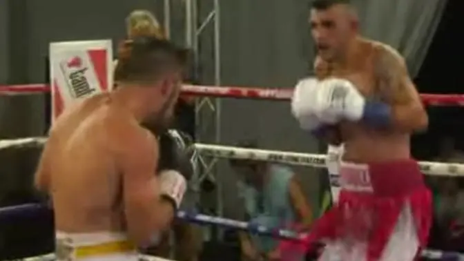 The boxer from Sassari Cristian Zara is the new Italian professional ...