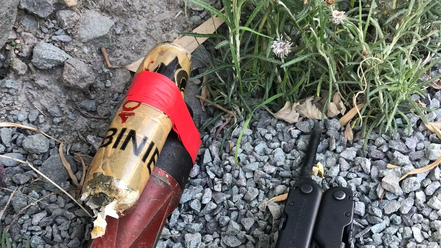 Sarroch, receives an "explosive" inheritance from a relative: a grenade ...