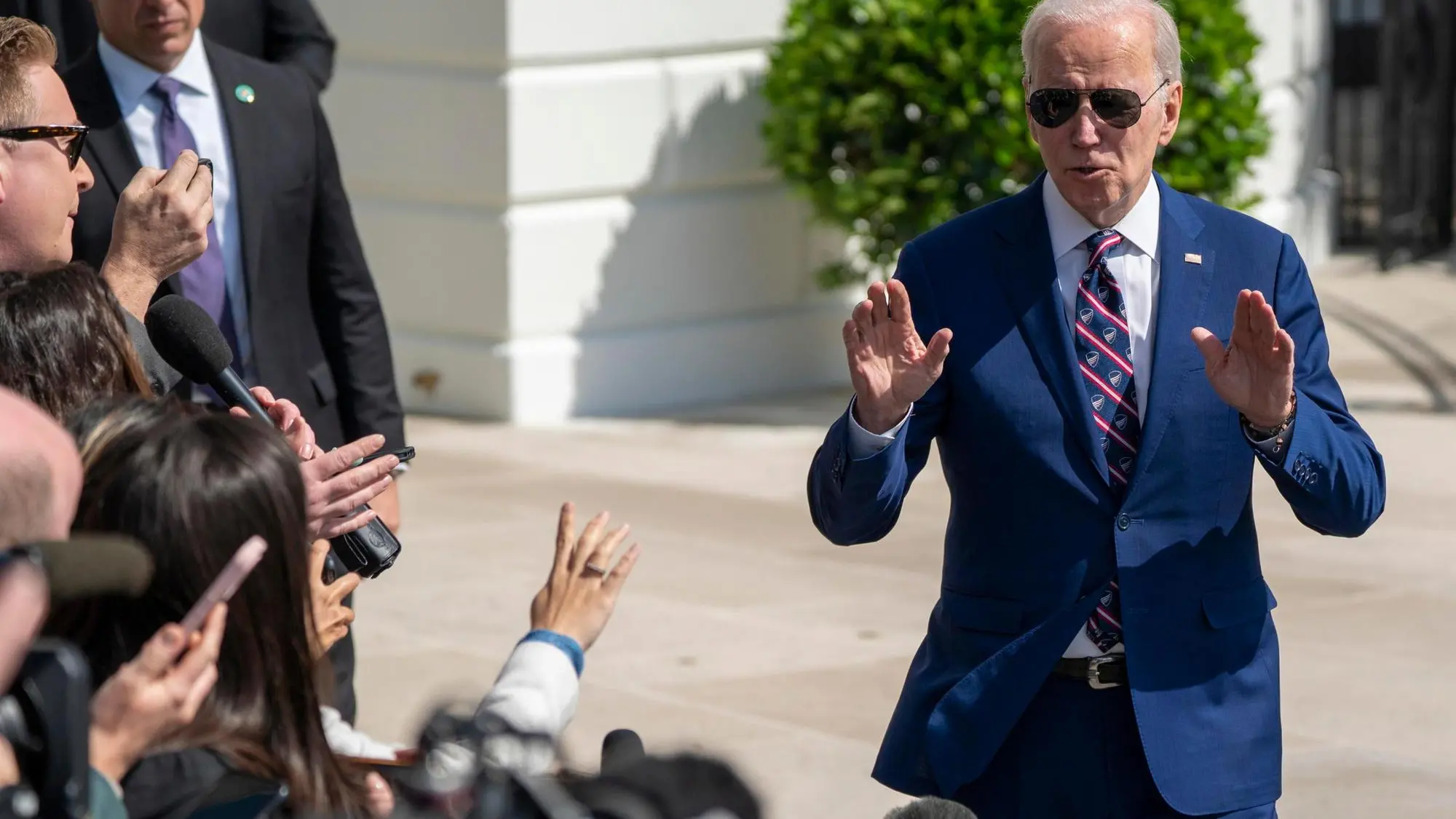 Joe Biden, la gaffe-machine che ama il gelato al cioccolato