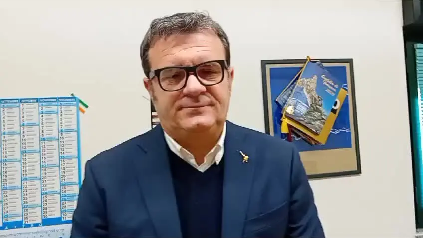 Il vice presidente del Senato Gian Marco Centinaio in visita nella ...