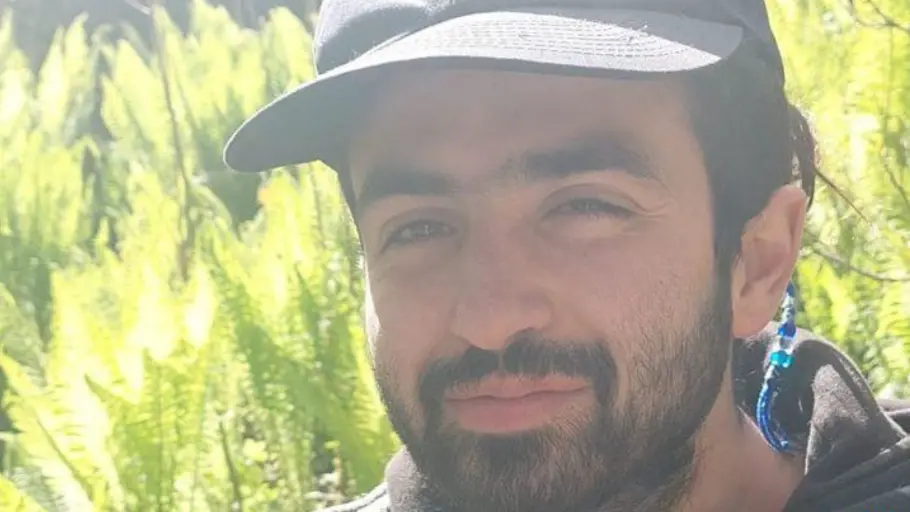 I vestiti di Michael Frison al Ris, mamma Cristina: «Felice di questa ...