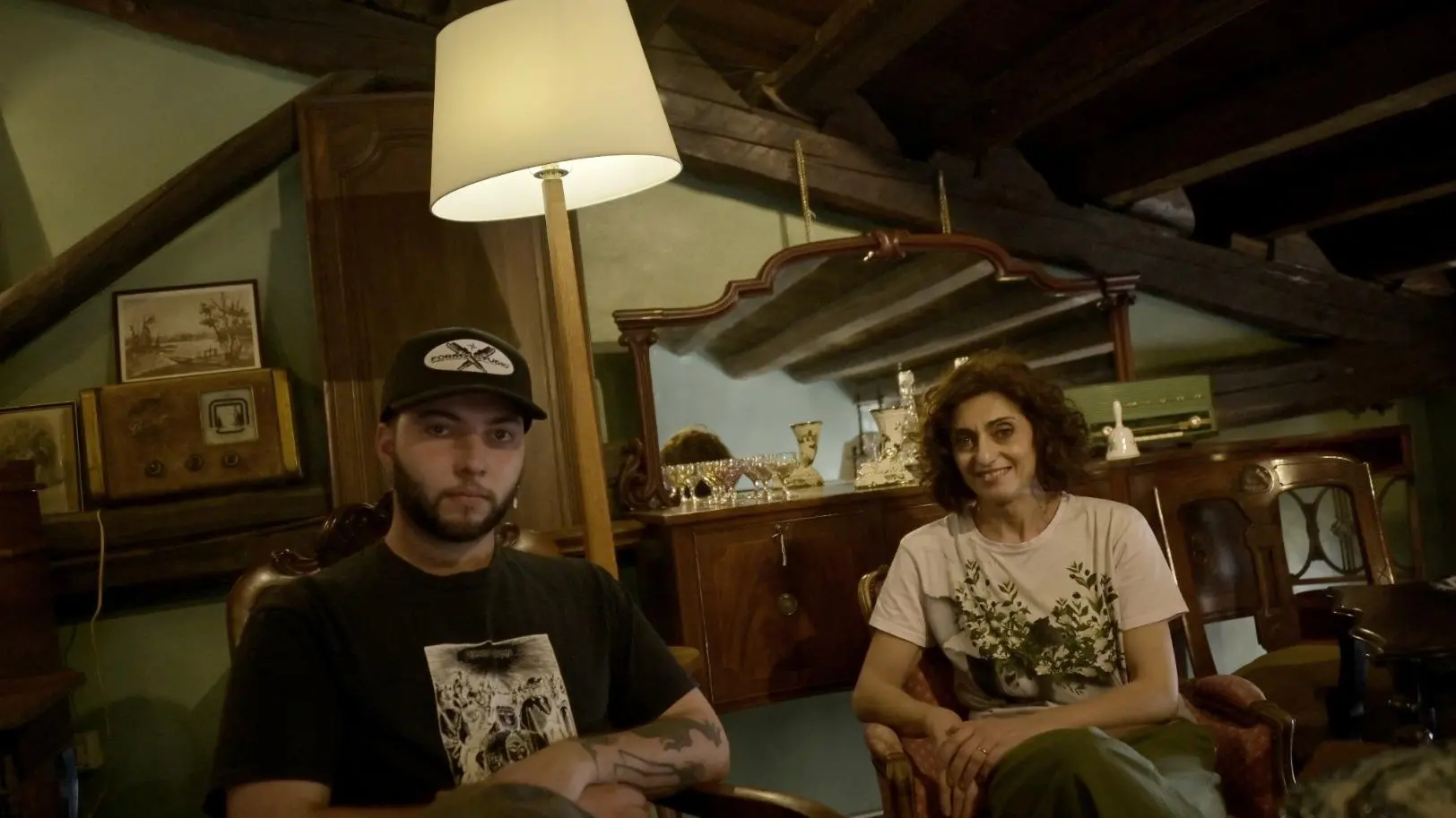 Barbara Zella, la restauratrice di Oristano che ridà vita a vecchi ...