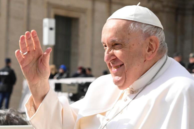 Granite stone honoring Pope Francis unveiled at Sanctuary of Gonare ...