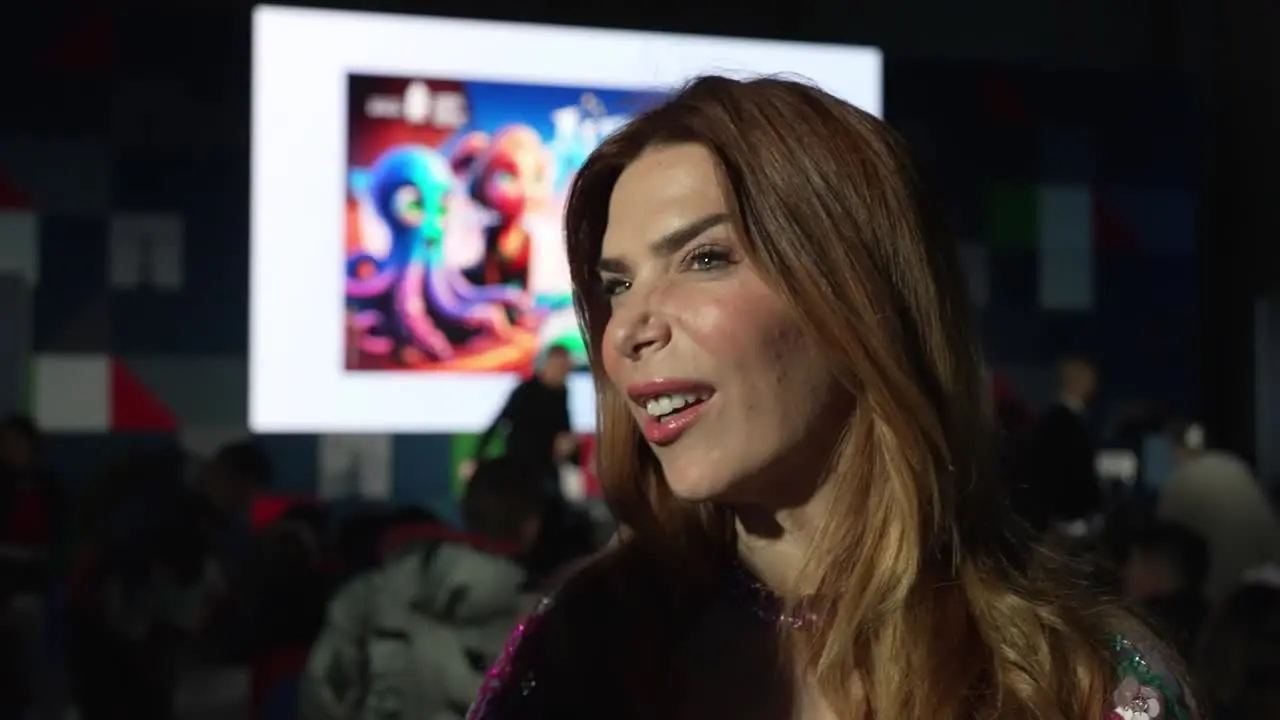 Veronica Maya: "La fiaba sul Vespucci in tutti i Villaggi IN Italia ...