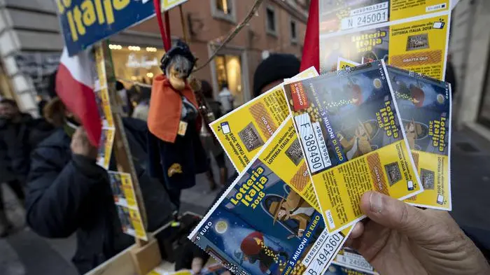 Italian Lottery, the date with Lady Luck is back: first prize of 5 ...