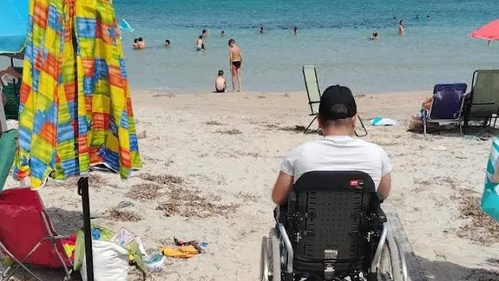 Obstacles and half-way walkways: in the Oristano area the disabled ...