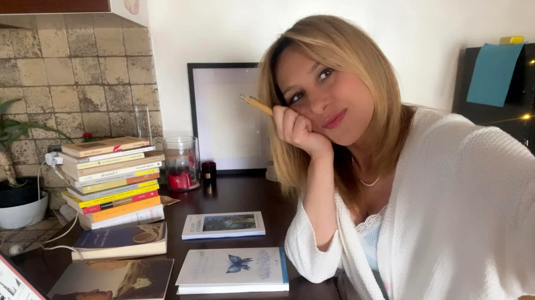 Mandas, Virginia Saba wurde mit dem Lawrence-Preis für Literatur ...