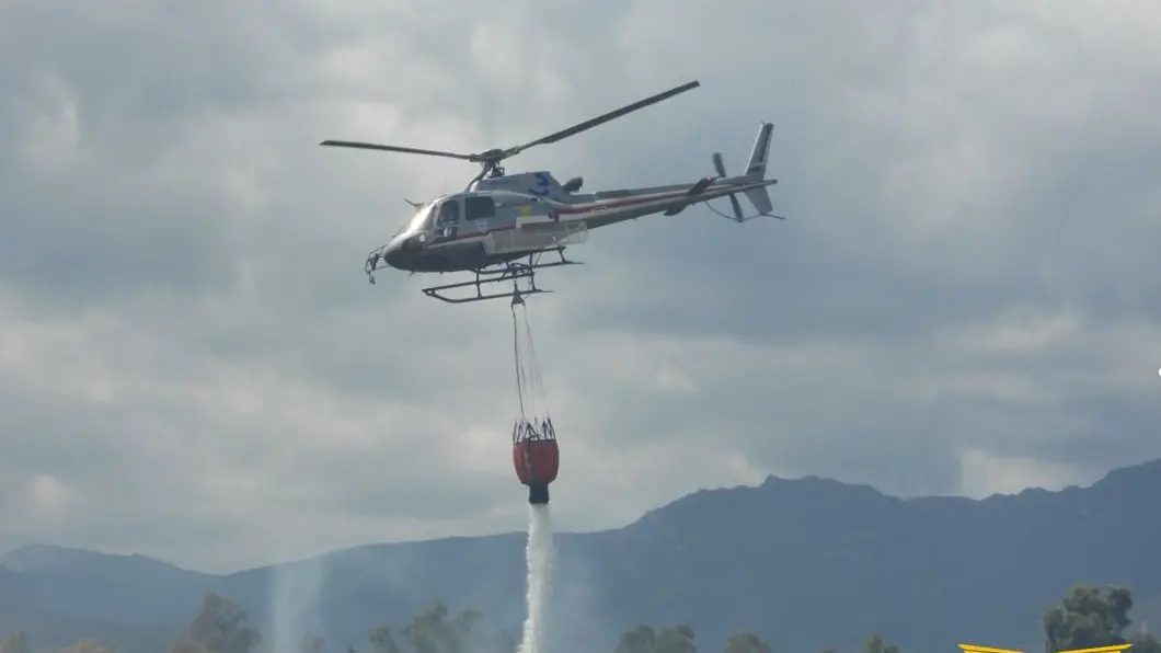 Sardinia without firefighting helicopters, the head of the Forestry ...
