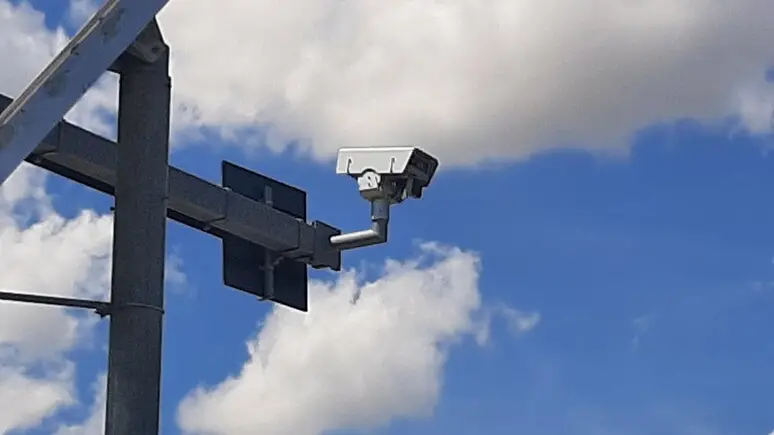 Speed cameras knocked down, the new protest. In Italy there are 11 ...