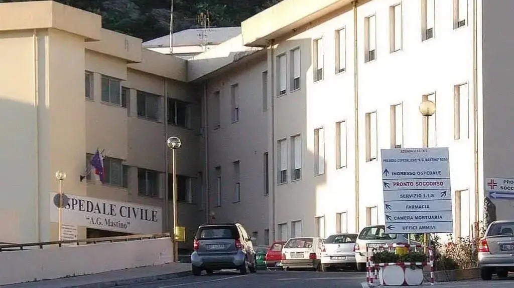 From Uras to Bosa for a visit booked with the Cup, but the doctor is ...