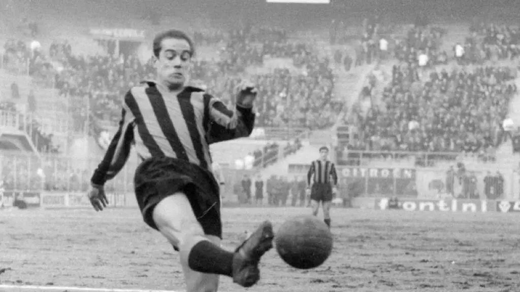 Football in mourning, Luis Suarez has died: champion of the Grande ...