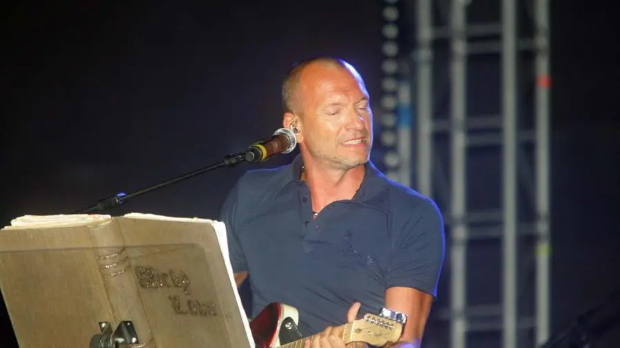 Terzo figlio per Biagio Antonacci: “È nato Carlo” - L'Unione Sarda.it