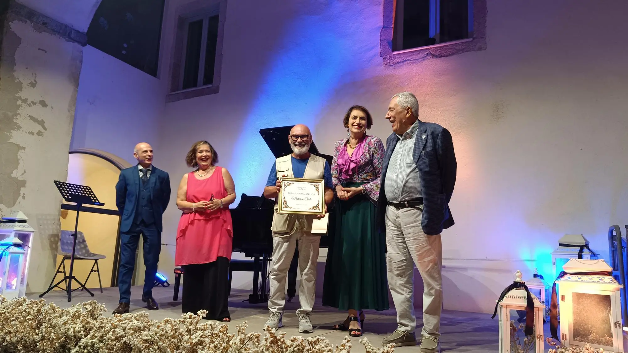 Artist Mariano Chelo wins the Bosa Antica Award. - L'Unione Sarda English