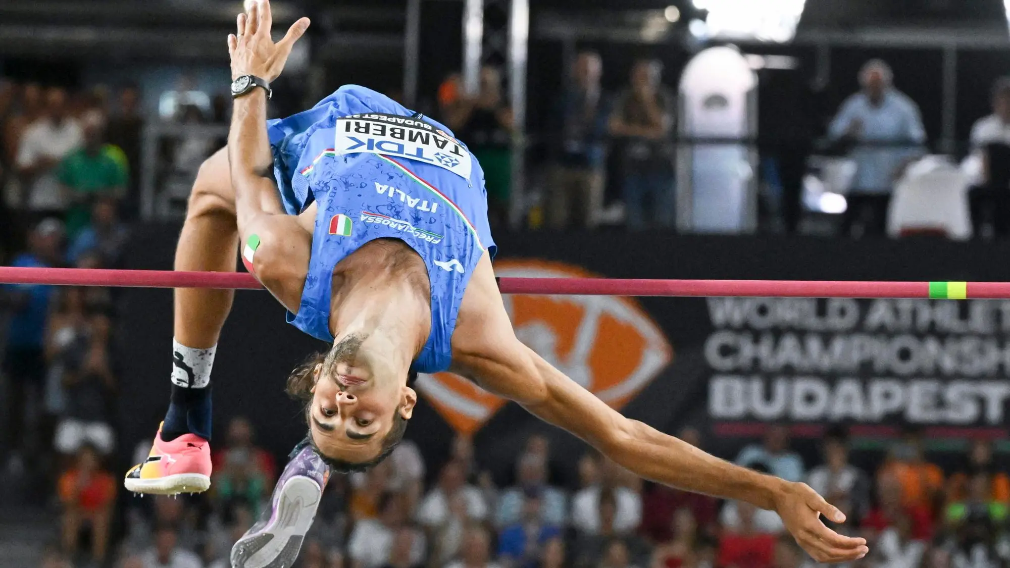 World Athletics Championships, "Gimbo" Tamberi gold in the high jump ...