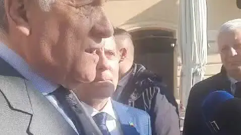 Tajani: "I sardi popolo tenace e leale, come Forza Italia" - L'Unione ...