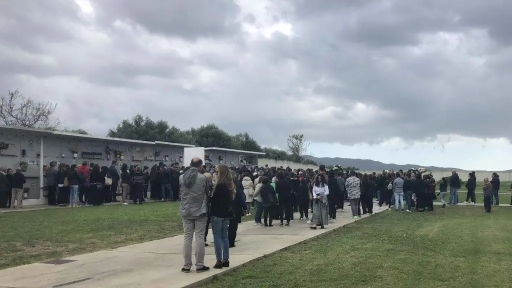 L'ultimo saluto a Barbara Locci, morta nell'incidente di Serdiana - L ...