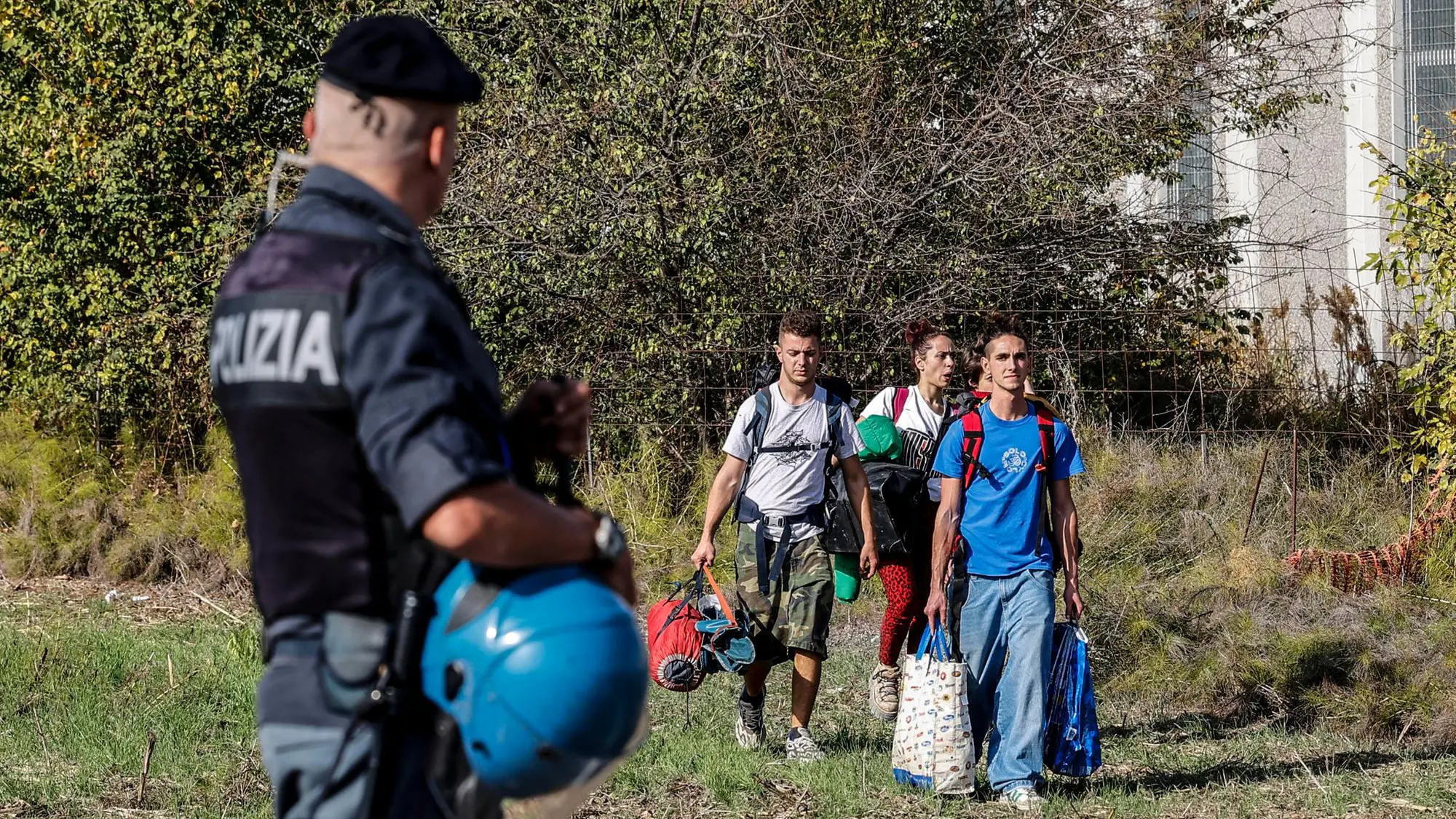 Six years in prison for "dangerous rally". Letta: "Citizens' freedom at ...