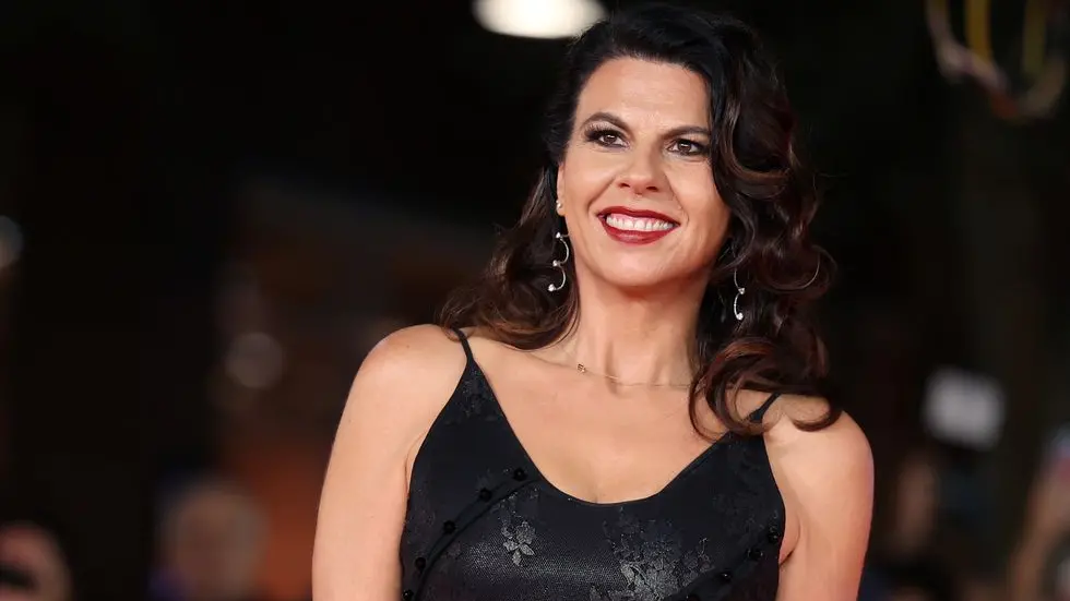 Geppi Cucciari “Perfetta”: il monologo di Mattia Torre a Cagliari e ...