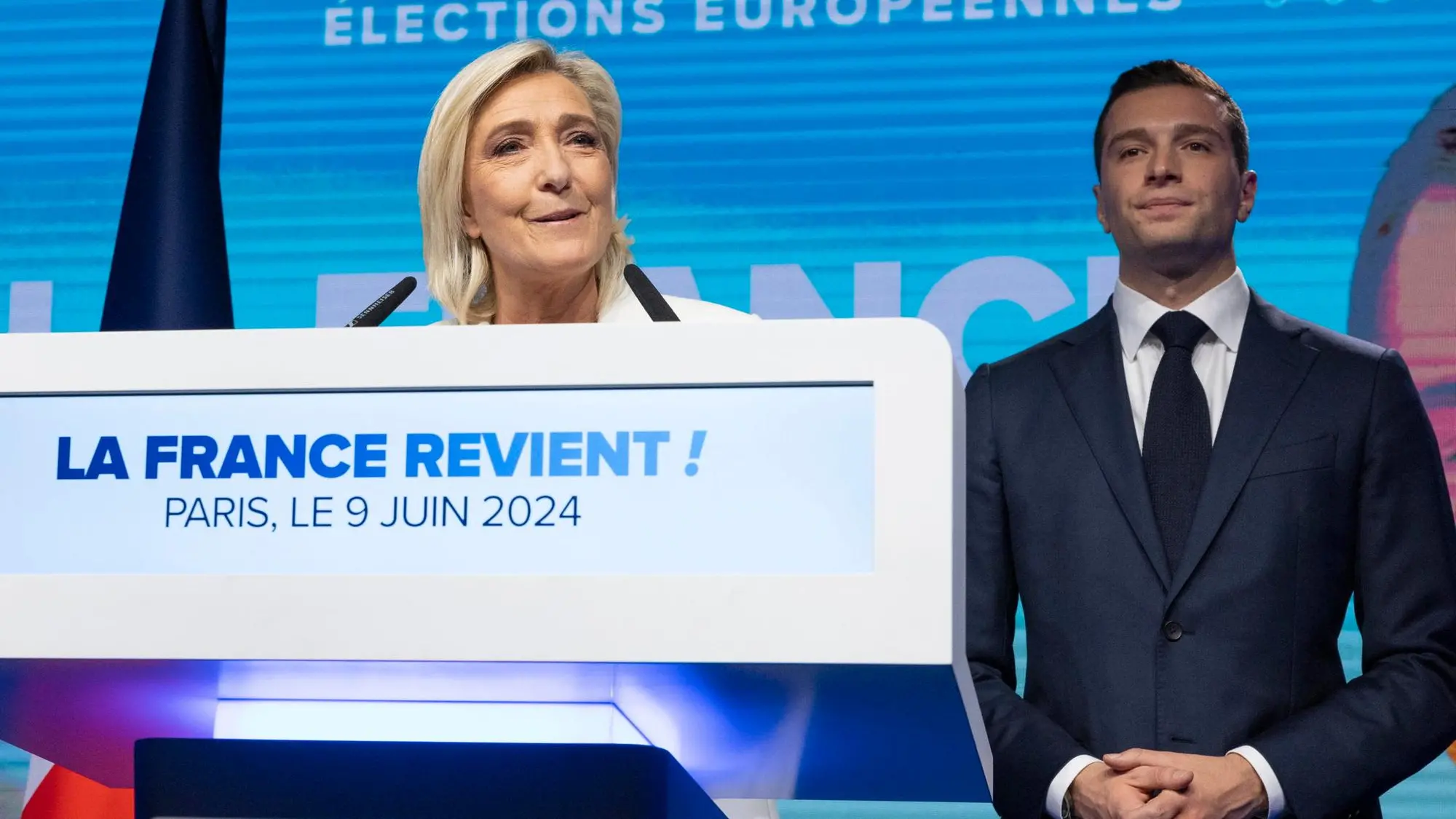 Le Pen triumphs in France, Macron calls elections. In Germany and ...