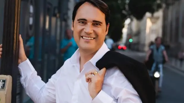Francesco Demuro, la star della lirica, debutta a Siviglia nella “Norma ...