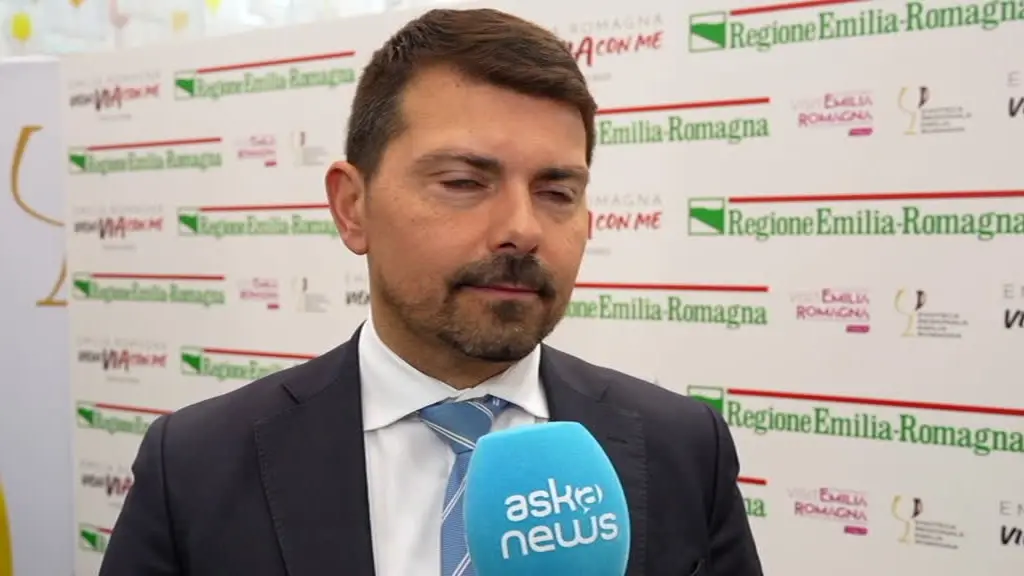 Mammi: a Vinitaly Emilia-Romagna unita su vino, cibo e territorio - L ...