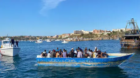 Another tragic shipwreck: the bodies of 4 migrants recovered - L'Unione ...