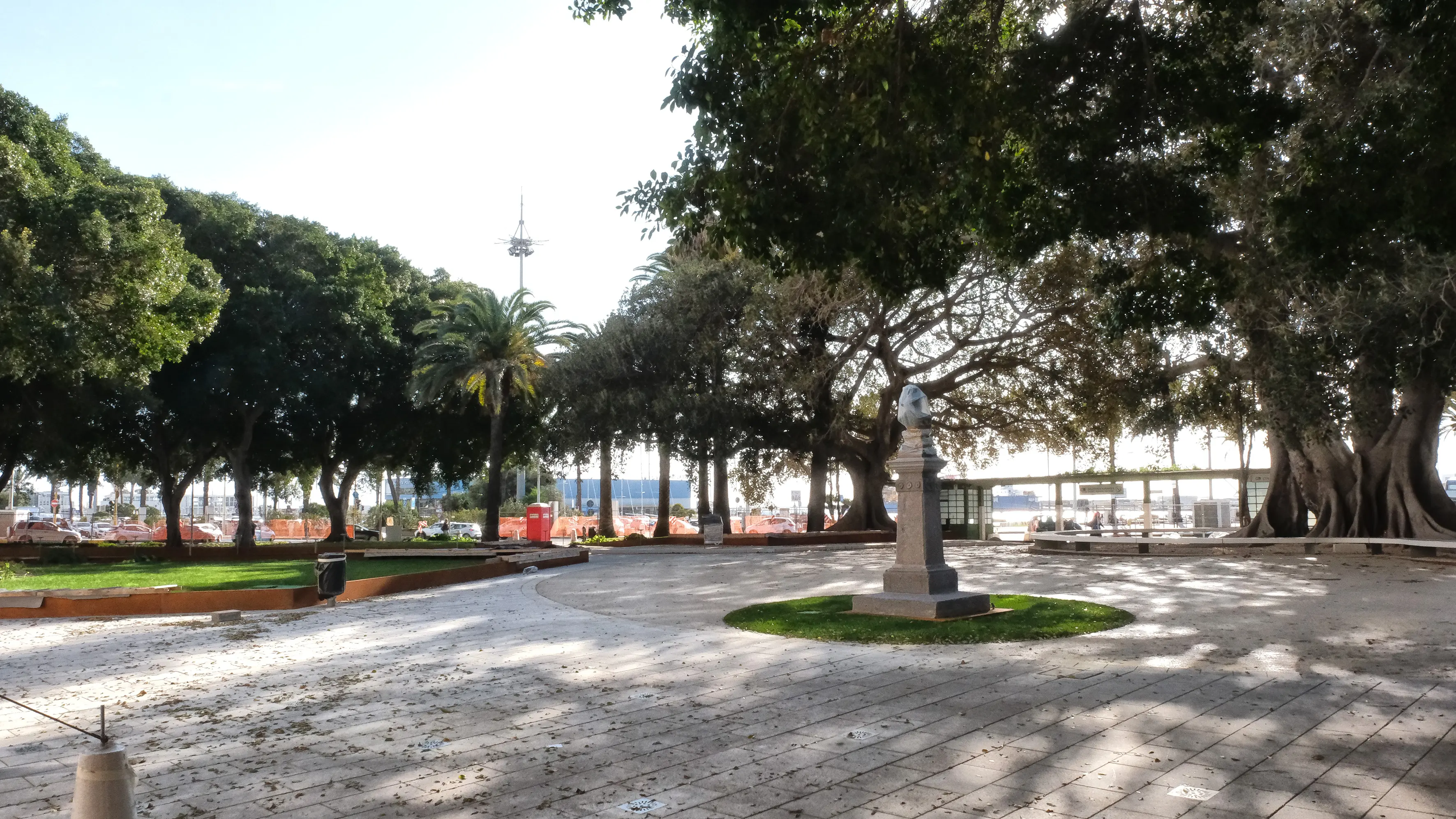 Cagliari, via le transenne: riapre piazza Matteotti dopo due anni di lavori