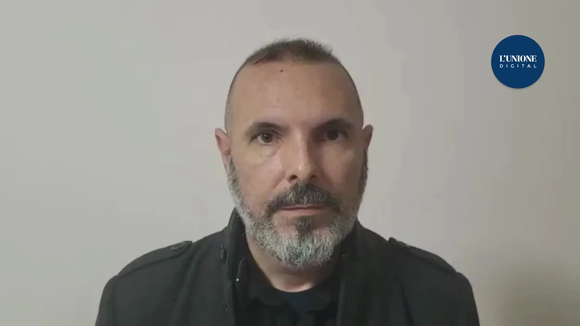 Badu 'e Carros，宣布逃跑？忽略缺陷警告