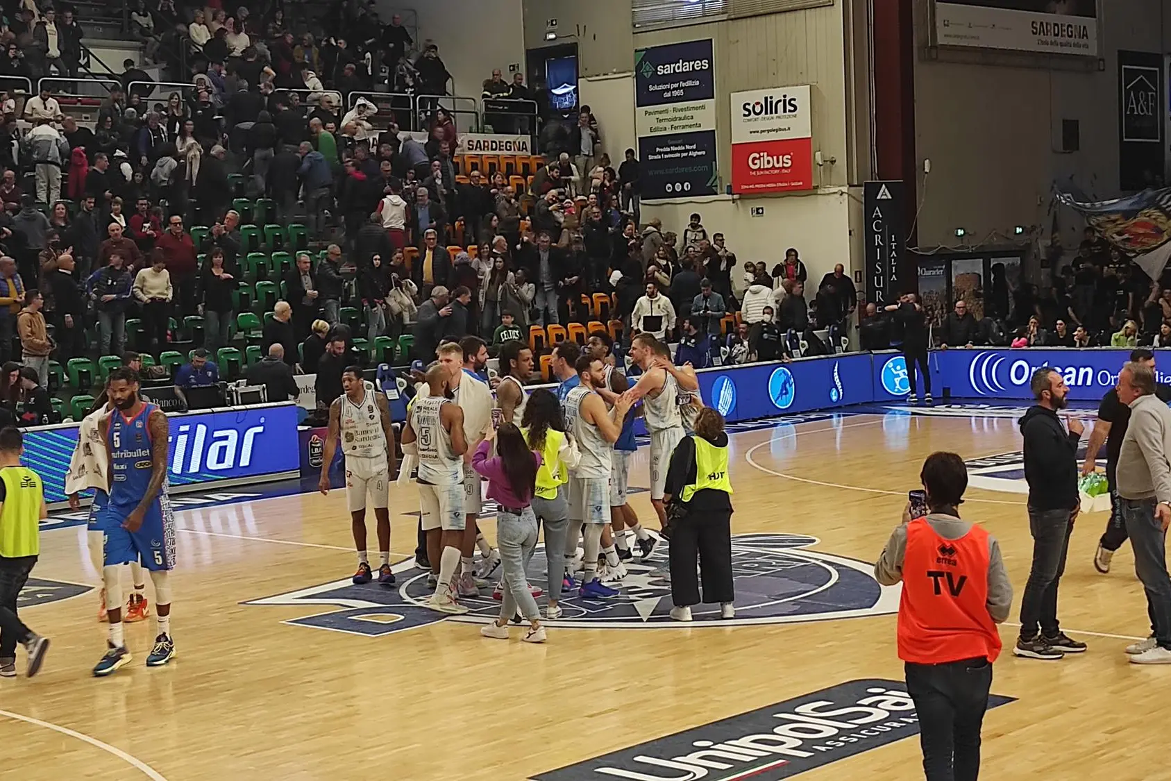 Basketball: Dinamo has a dress rehearsal for the playoffs in Milan