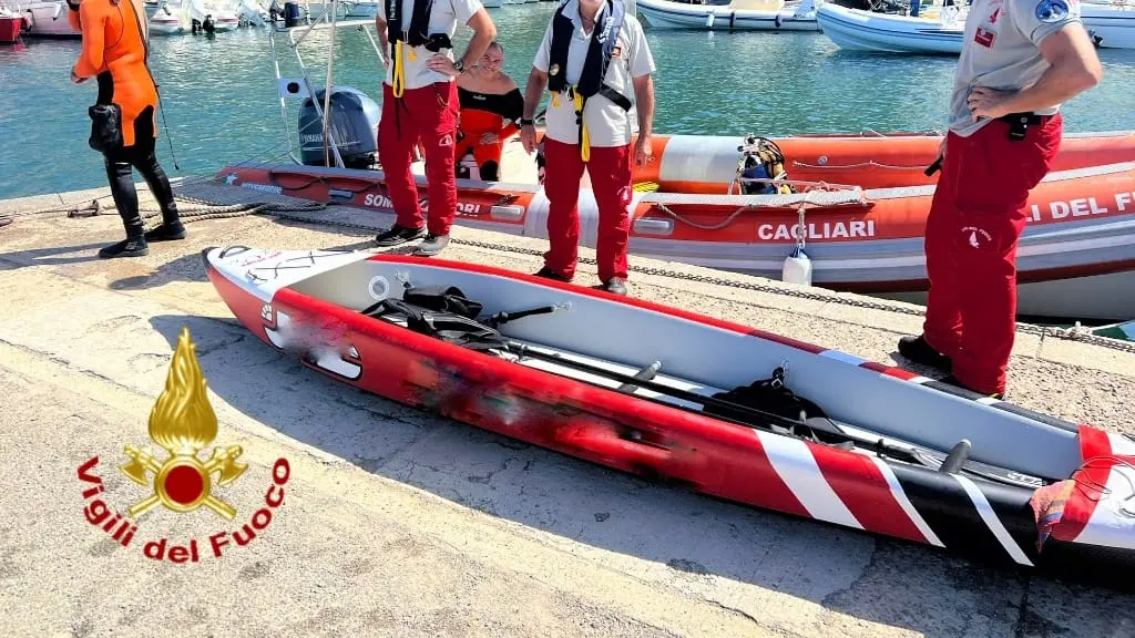 Kayak capsizes in front of the Sella del Diavolo, help is triggered - L ...