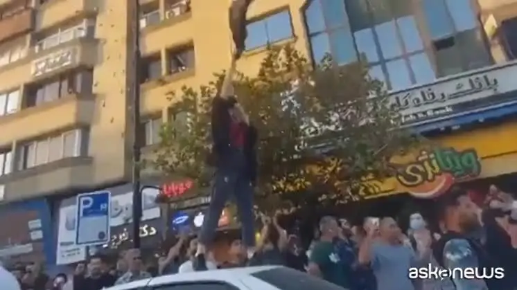 Iran, "Hadith Najafi killed"