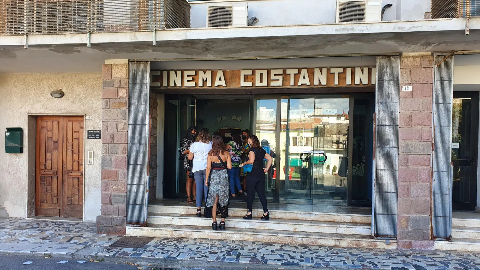 Macomer, dopo 8 anni si rialza il sipario del cinema Costantino