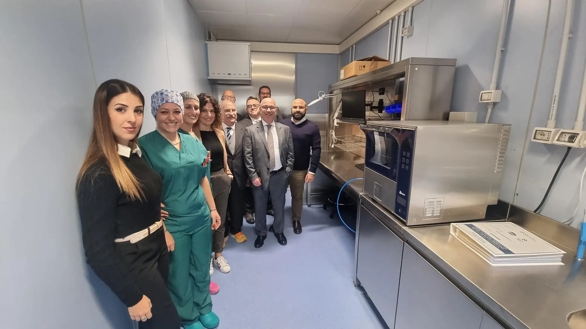 The emergency sterilization plant arrives at San Martino in Oristano
