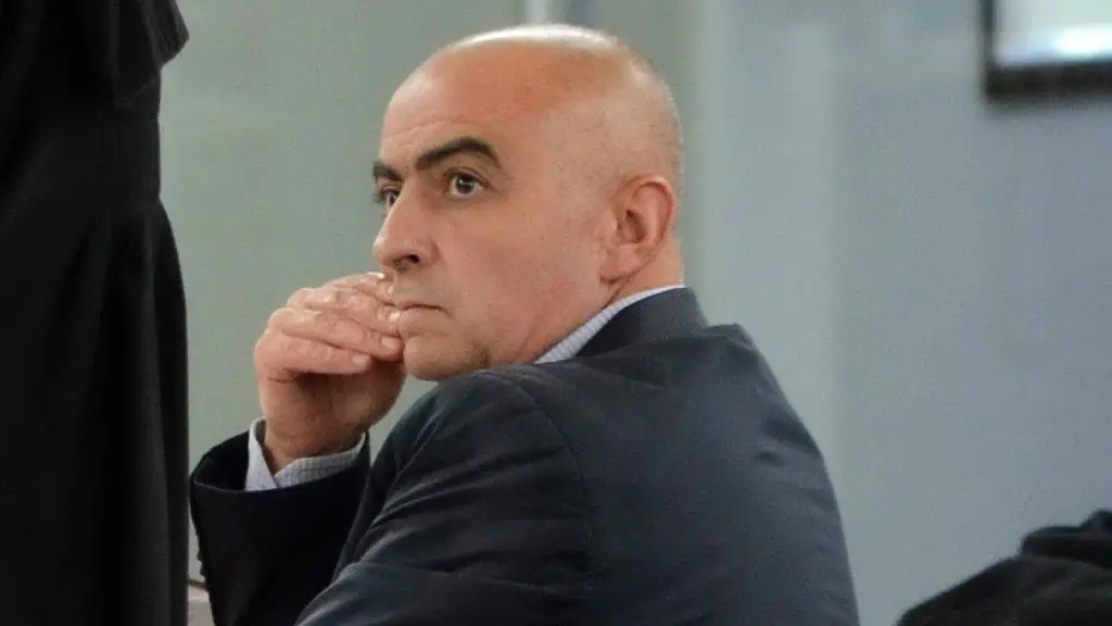 Rocca, accusato dell'omicidio della moglie Dina Dore, va in tv ed è ...