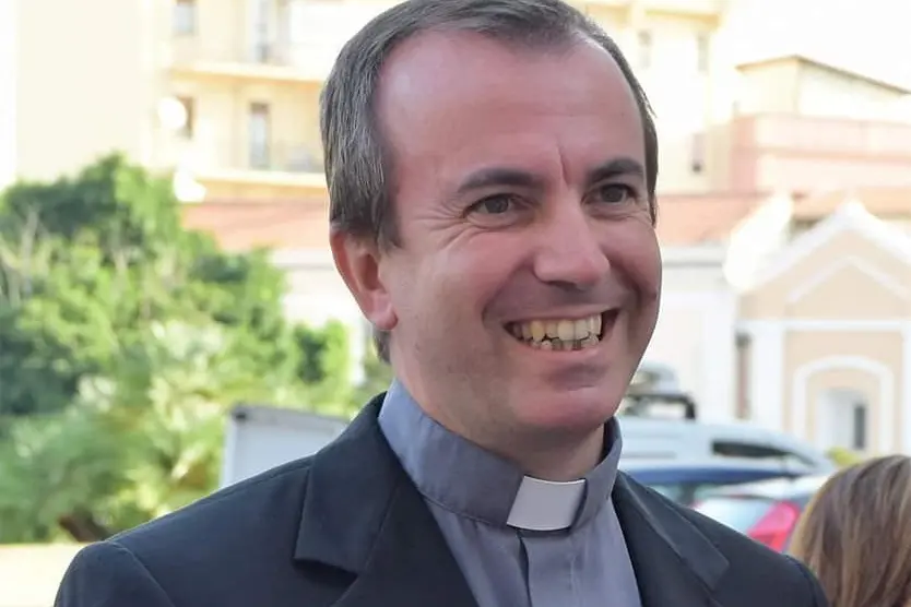 Sa Pipia de Caresima，这是撒丁岛女孩形状的复活节面包（有七条腿） - L'Unione Sarda Chinese