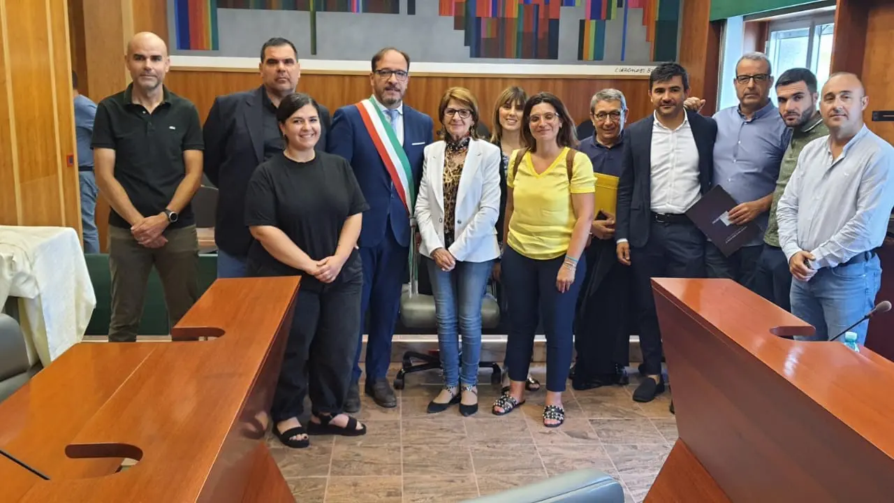 Villasimius, il sindaco Luca Dessì presenta la Giunta - L'Unione Sarda.it
