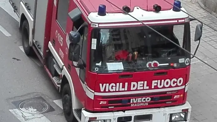 Clothes catch fire while cooking: old woman dies charred - L'Unione ...