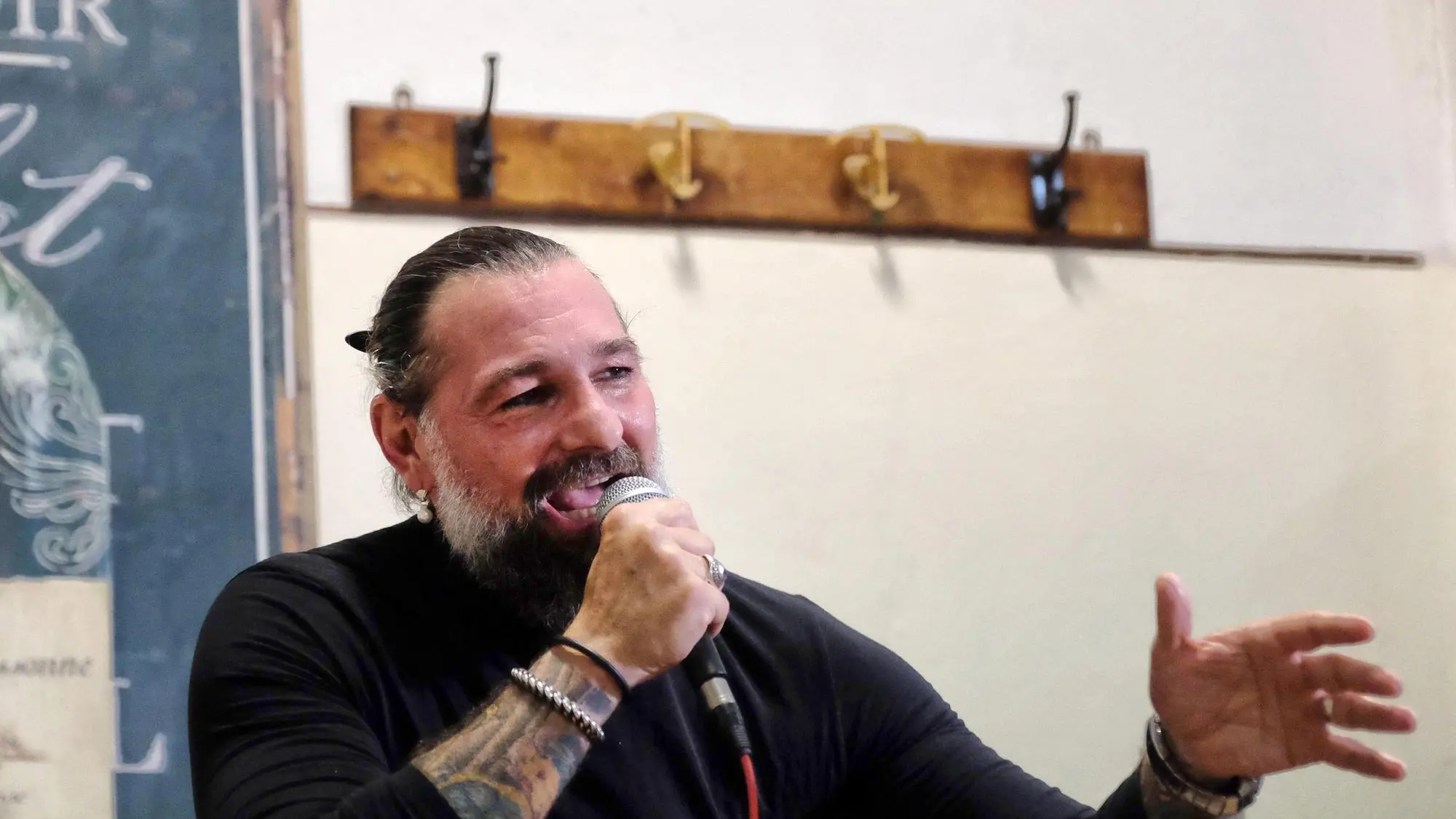 Incidente in moto, si riaccende la speranza per Joe Perrino